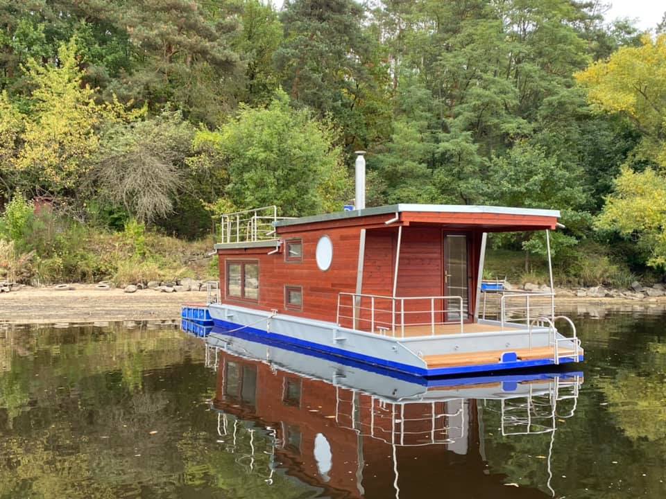 Fotogalerie - Hausboty do 12m / Hausboty - lodě